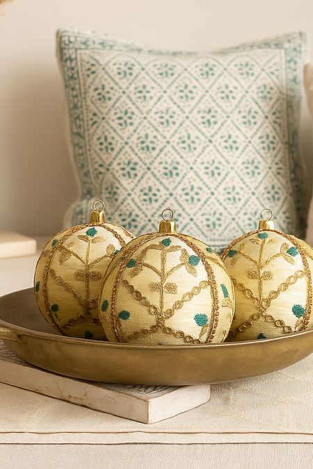 Baubles – Marisha Mistry
